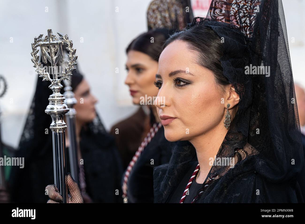 Headcovering head covering -Fotos und -Bildmaterial in hoher Auflösung – Alamy