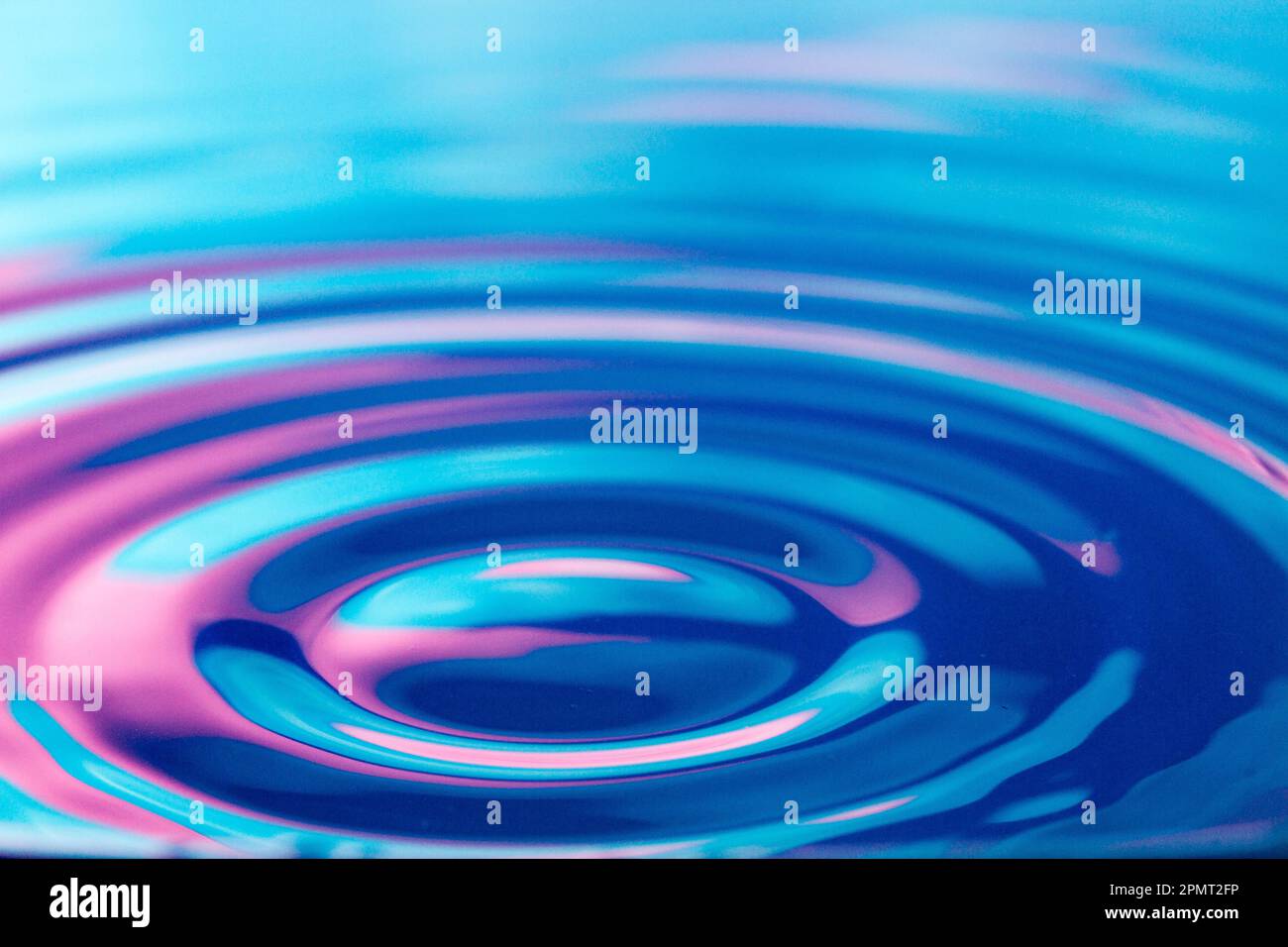 Spritzwasser fotografie -Fotos und -Bildmaterial in hoher Auflösung – Alamy