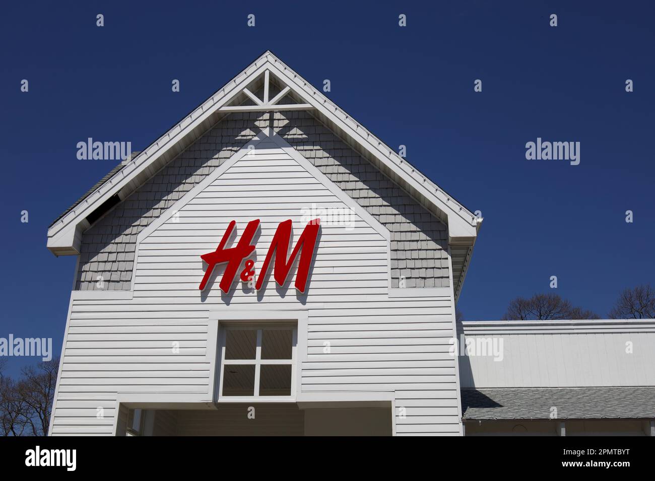H und m logo -Fotos und -Bildmaterial in hoher Auflösung – Alamy