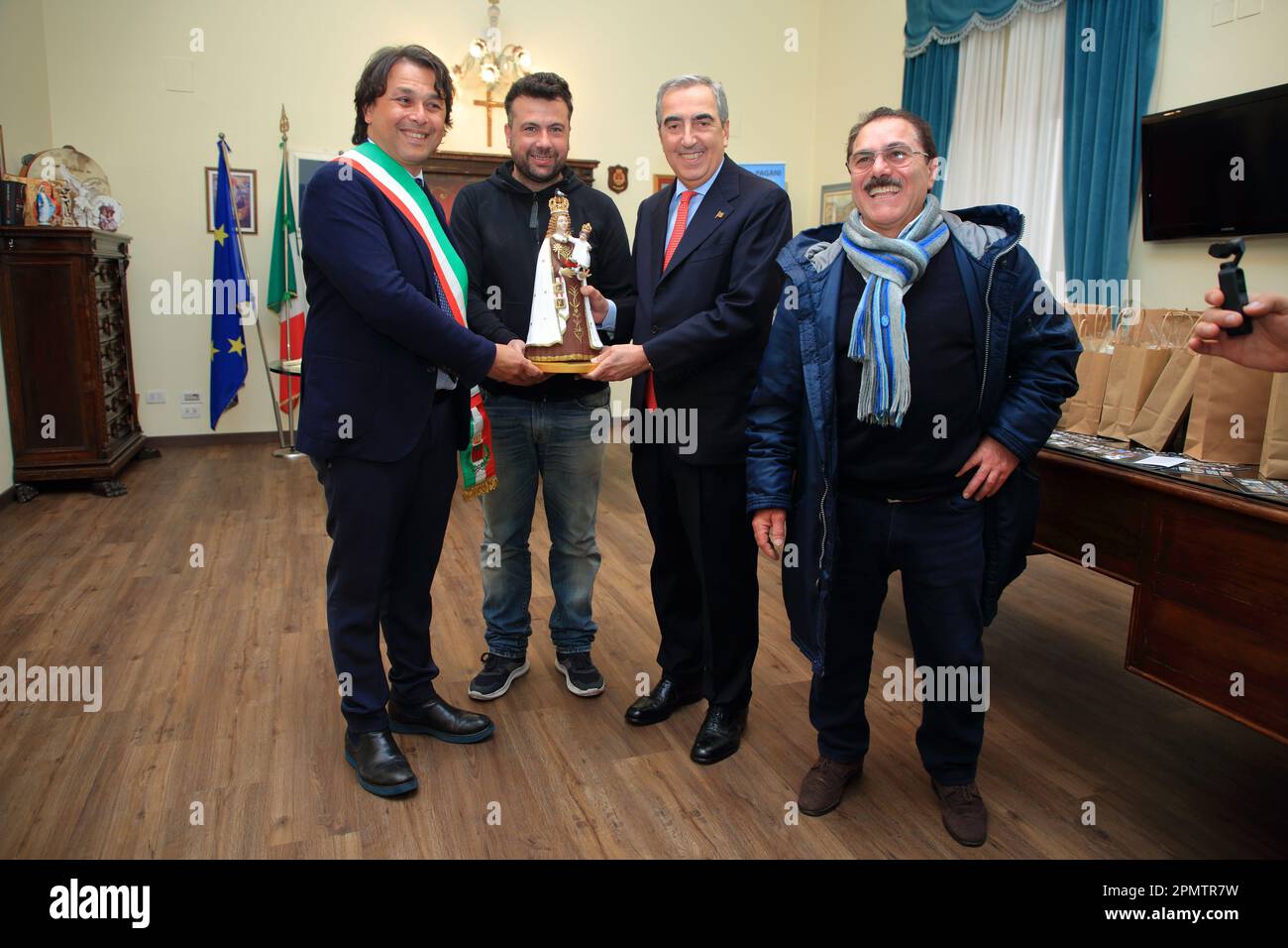 Santuario della madonna delle galline -Fotos und -Bildmaterial in hoher ...