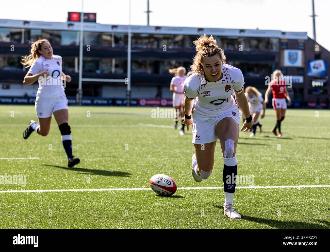 Englands Ellie Kildunne erzielt ihre 6. Seite in der dritten Runde des ...