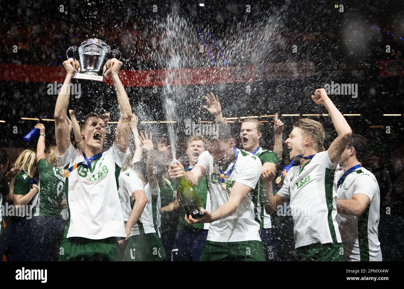 Korfbal liga -Fotos und -Bildmaterial in hoher Auflösung – Alamy