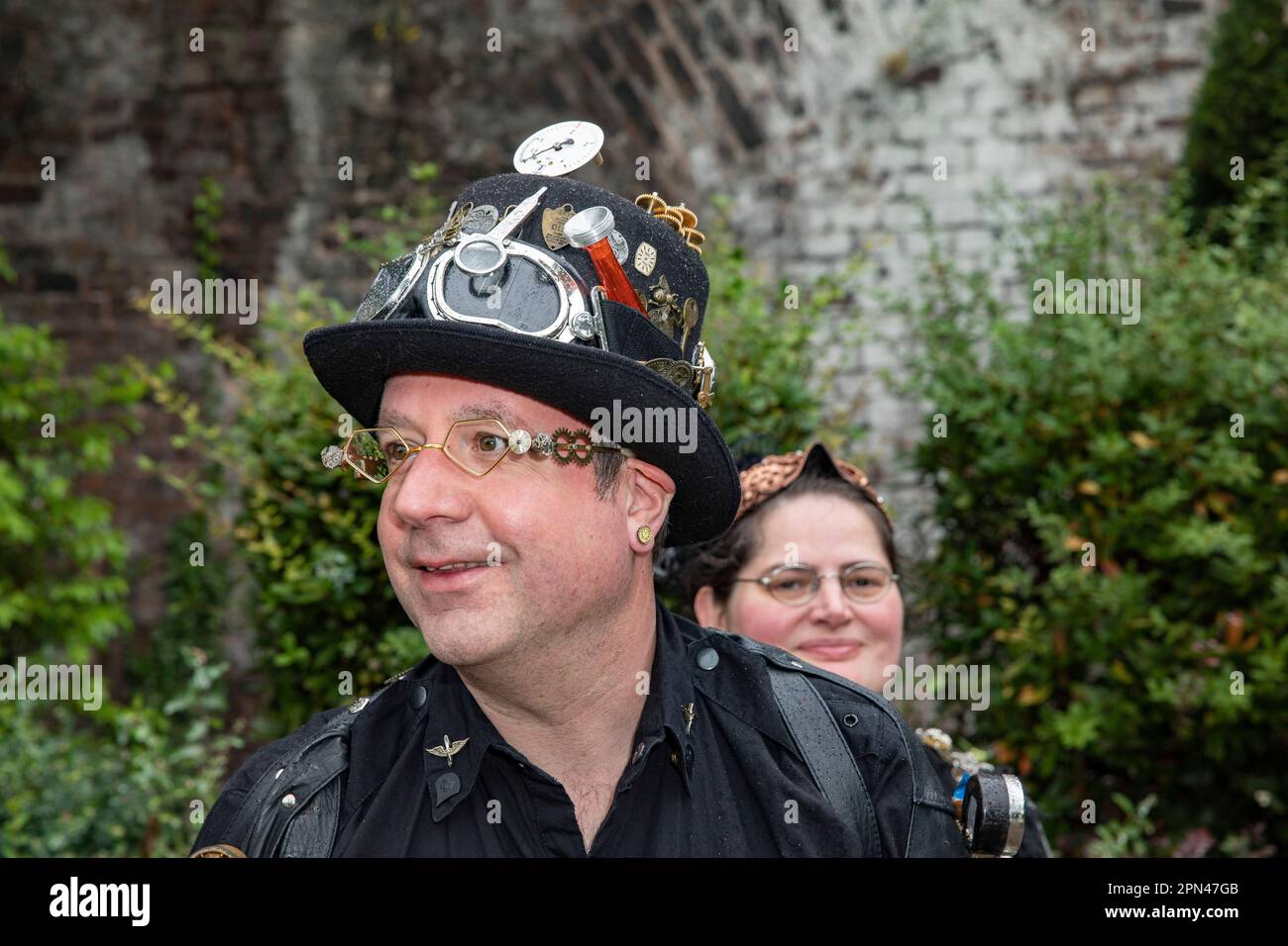 André Sielaff alias Lord Iron aus Köln und Edeltraud Kamp alias ...