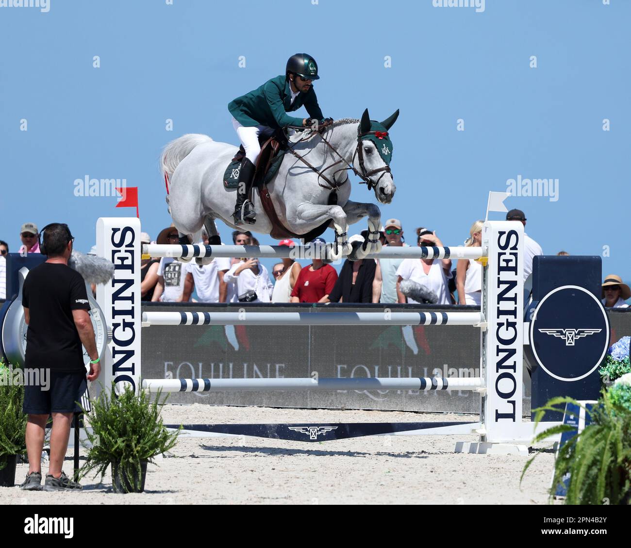 MIAMI BEACH, Florida - 15. APRIL: Fahrer auf der Longines Global ...