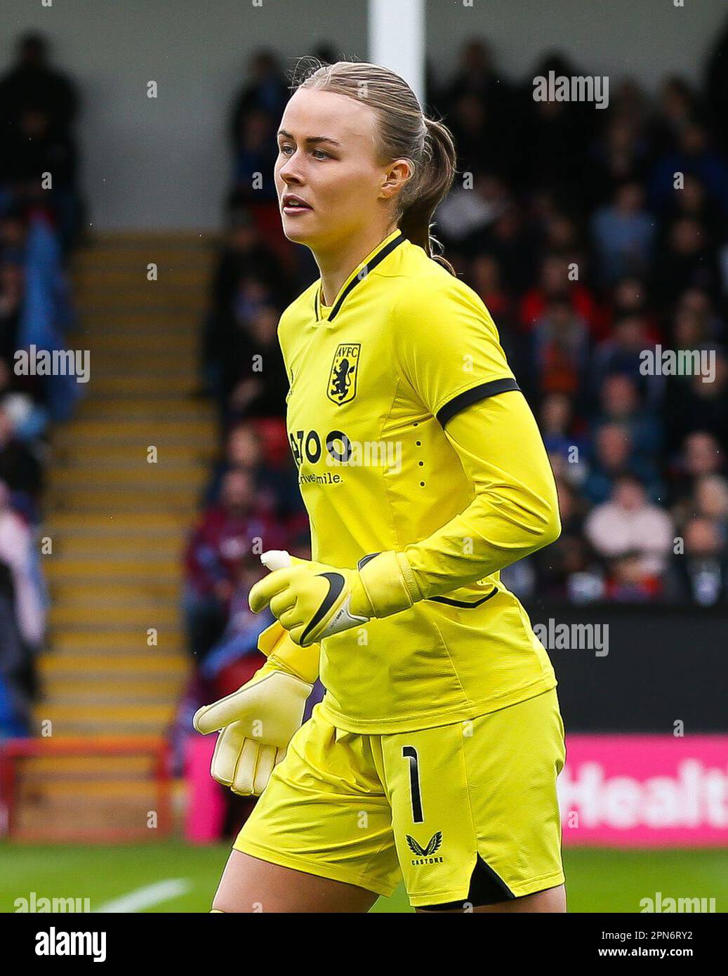 Aston Villa Torwart Hannah Hampton während des Vitality Women's FA Cup, Halbfinalspiel im ...
