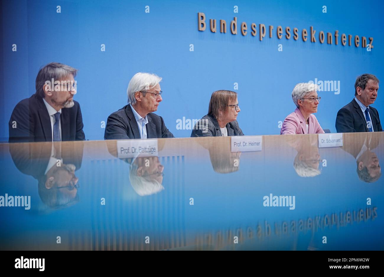 17. April 2023, Berlin: Sachverständigenrat für Klimafragen mit Marc ...