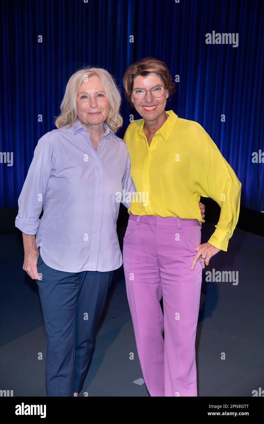 Maren Kroymann, Bettina Böttinger bei der Aufzeichnung der WDR-Talkshow ...