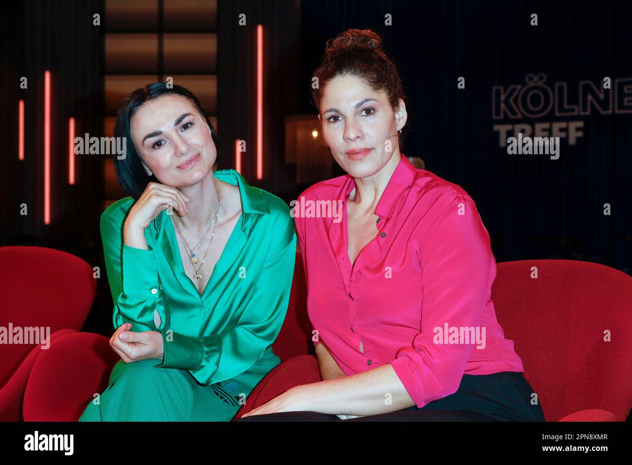 Mimi Fiedler, Jasmin Gerat bei der Aufzeichnung der WDR-Talkshow ...