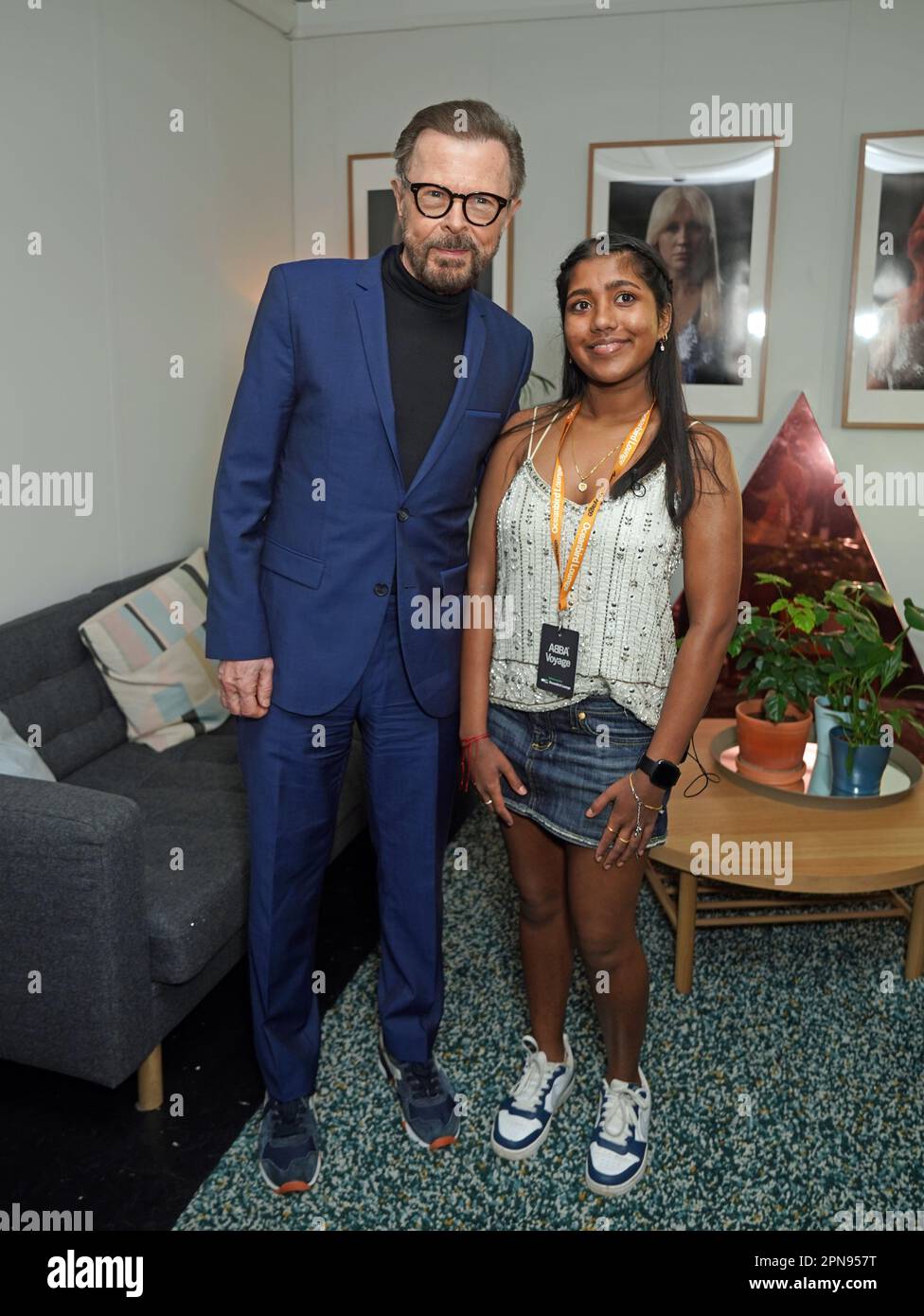 Josie Felix, der millionste Kunde bei ABBA Voyage, trifft Bjorn Ulvaeus ...