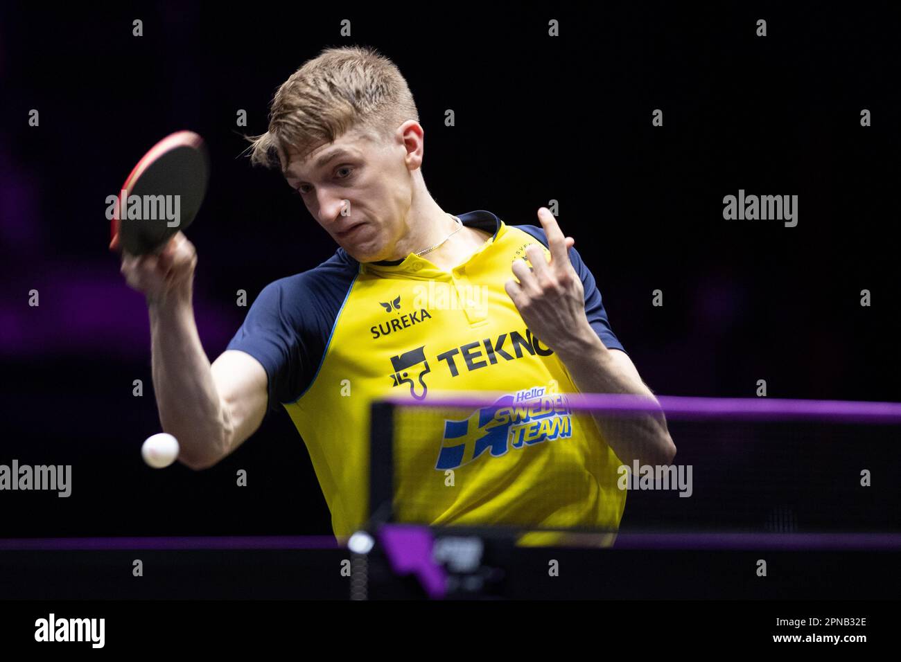 Macau, China. 18. April 2023. Anton Kallberg aus Schweden kehrt während ...