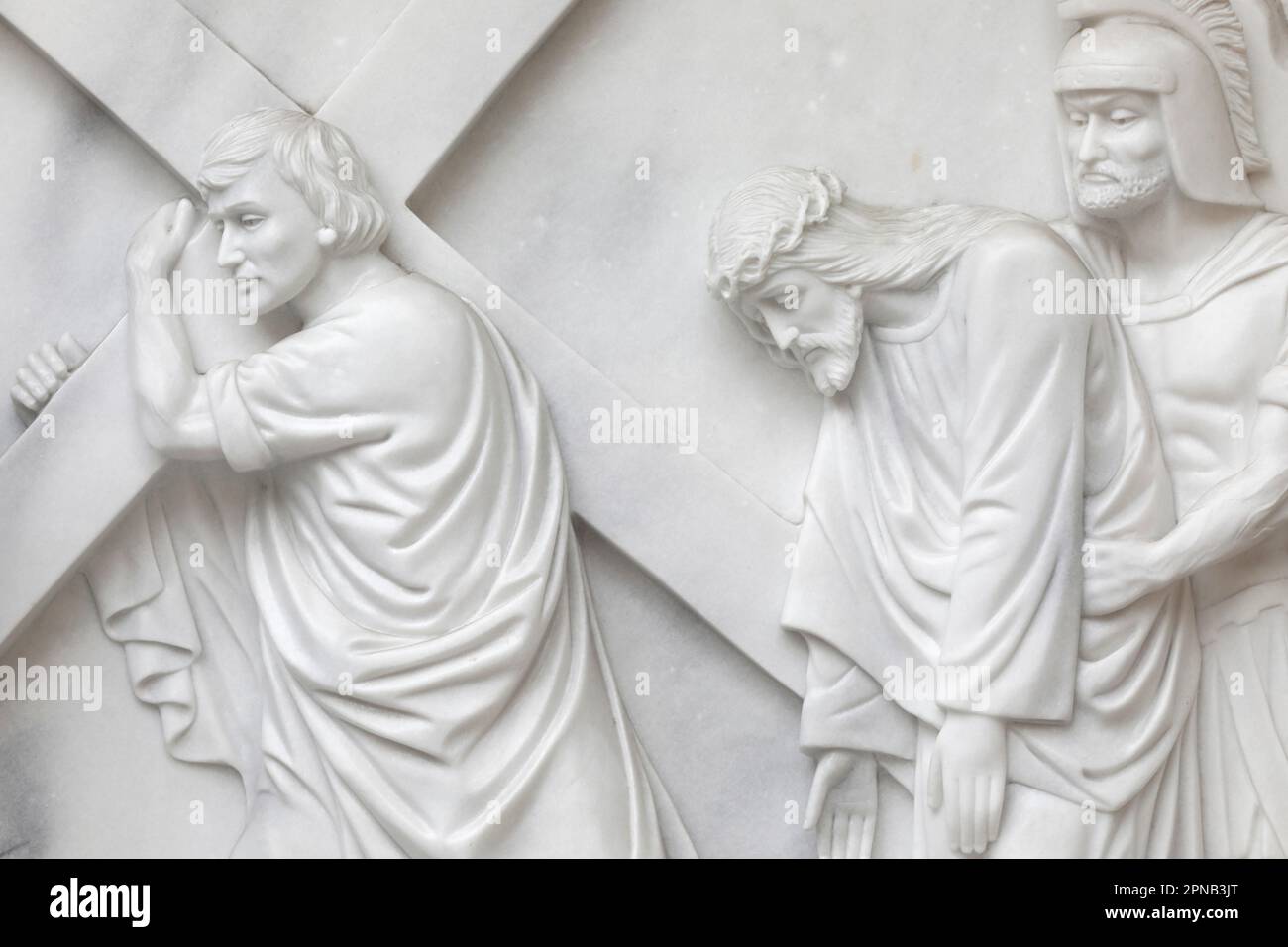 Thi Nghe Kirche. Leidenschaft Christi. Weg vom Kreuz. 5. Station: Simon von Cyrene hilft Jesus ...