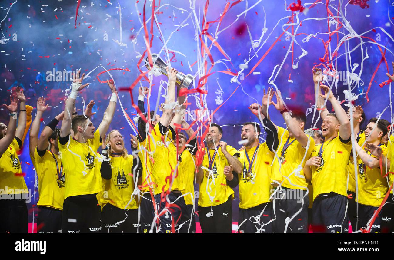 Preisverleihung, Jubiläum RNL mit dem Pokalfinale, Rhein-Neckar Loewen ...