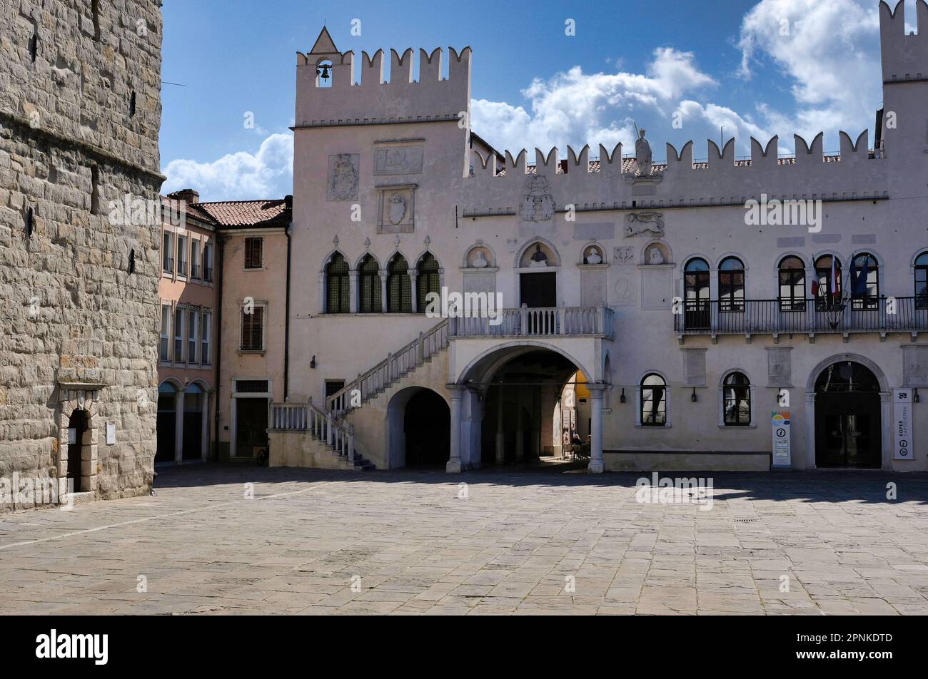 Der Praetorianische Palast ist das Rathaus von Koper, Slowenien im ...