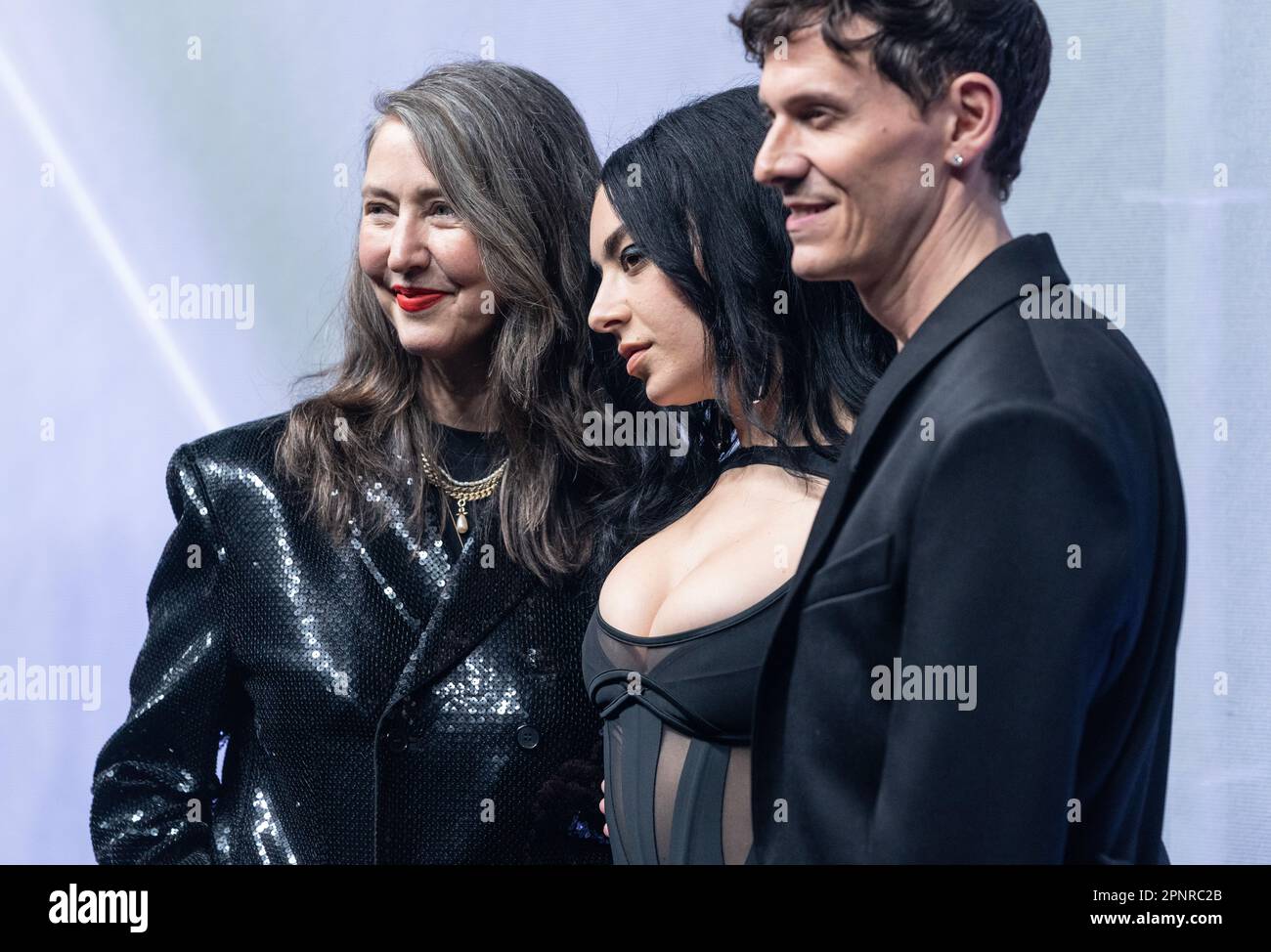 Anne-Sofie Johansson, Charli XCX, Casey Cadwallader, nimmt am 19. April ...