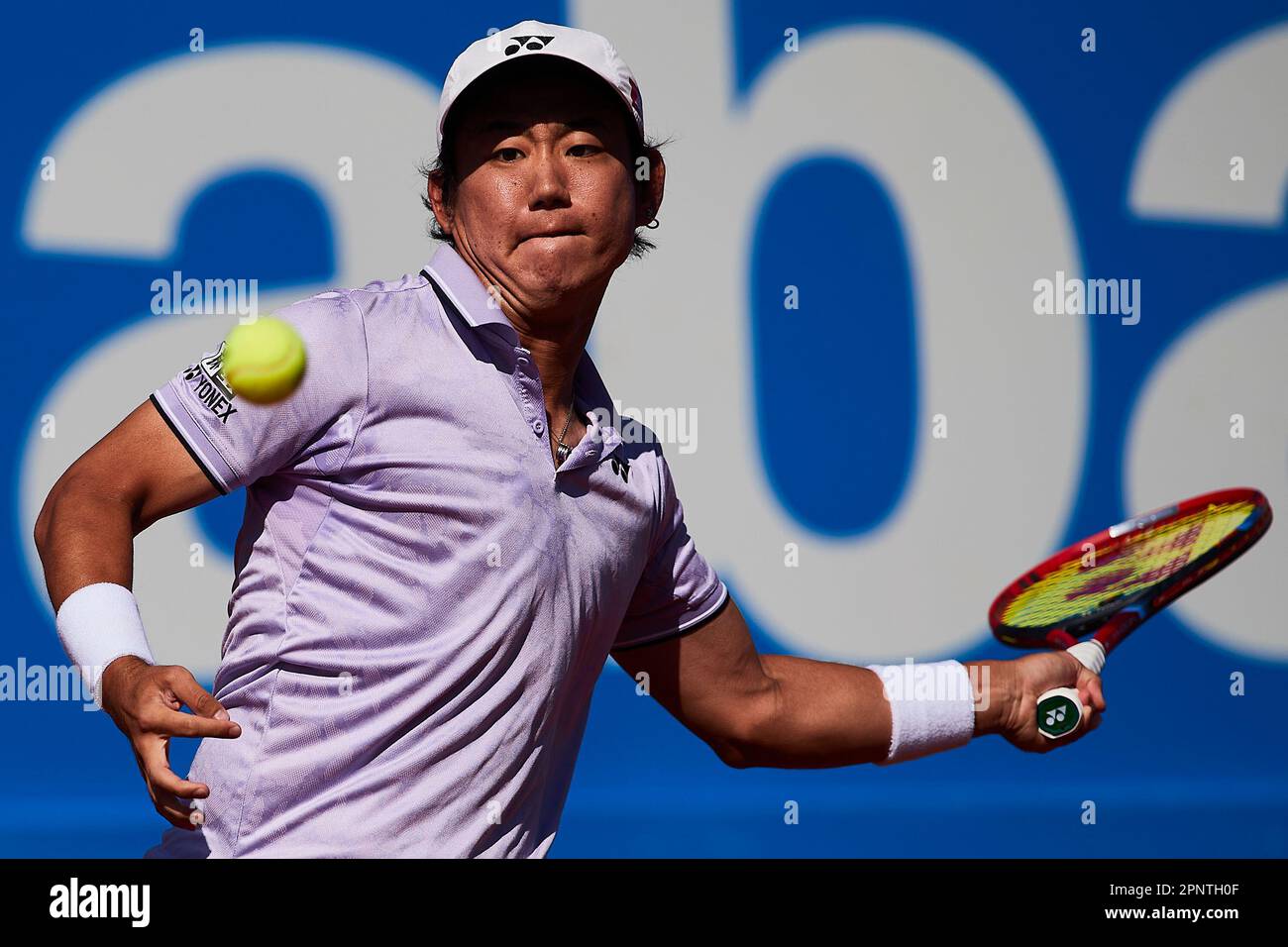 BARCELONA, SPANIEN - APRIL 20: Yoshihito Nishioka während des Barcelona ...