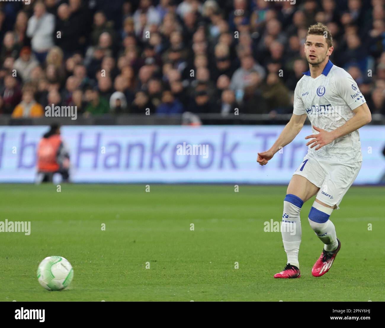Hugo Cuypers von KAA Gent während des Viertelfinalspiels der UEFA ...