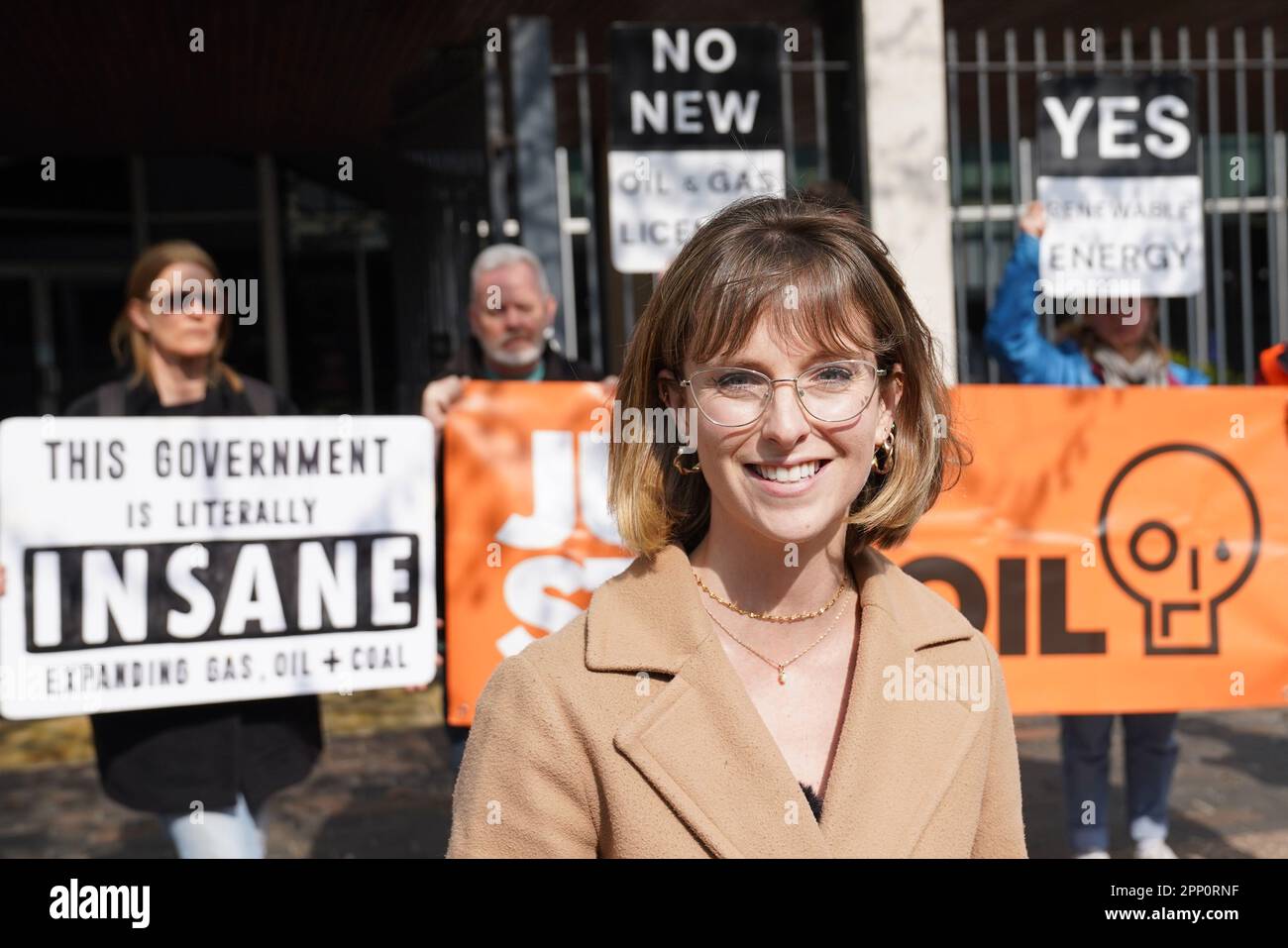 Rachel Bosler von Just Stop Oil spricht vor dem Southend Crown Court in ...