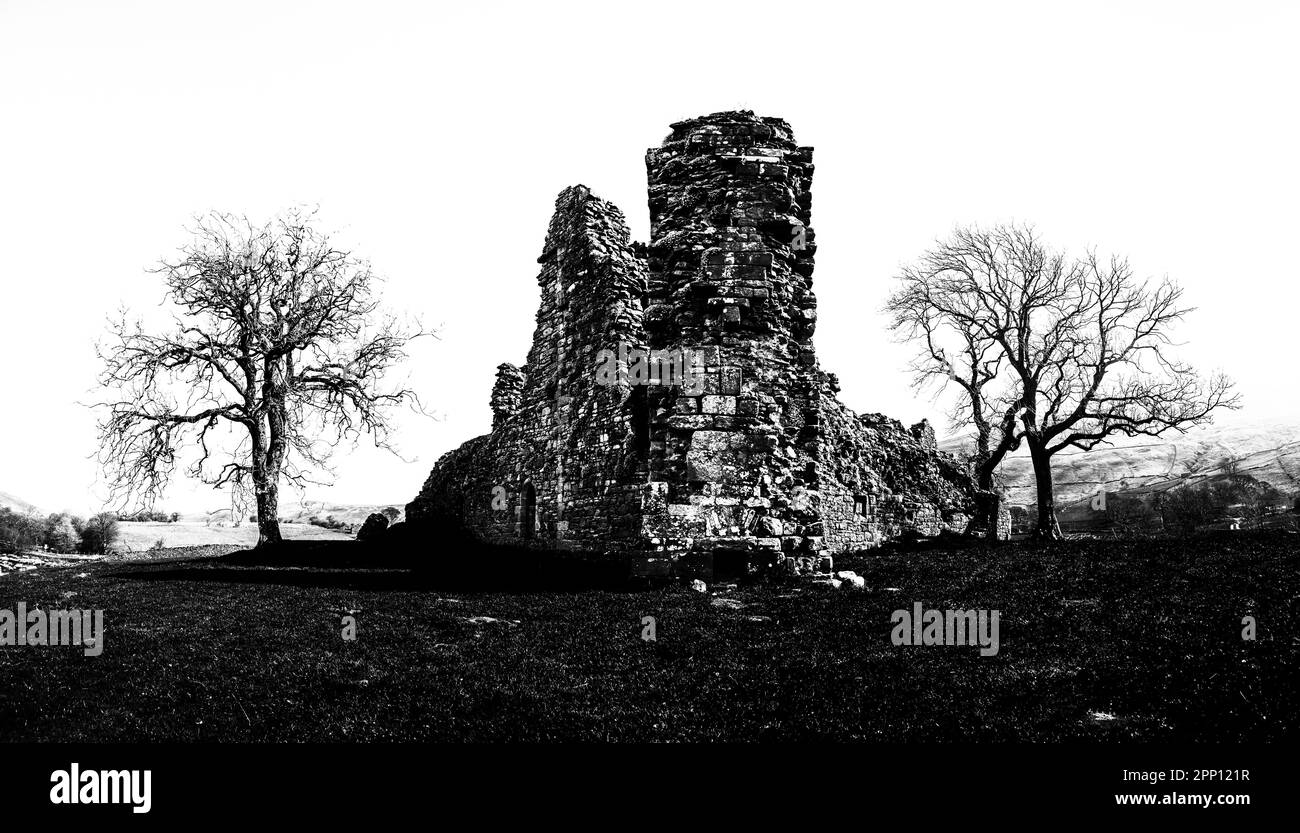 Pendragon Castle in Mallerstang in den Cumbrian Dales soll die Heimat ...