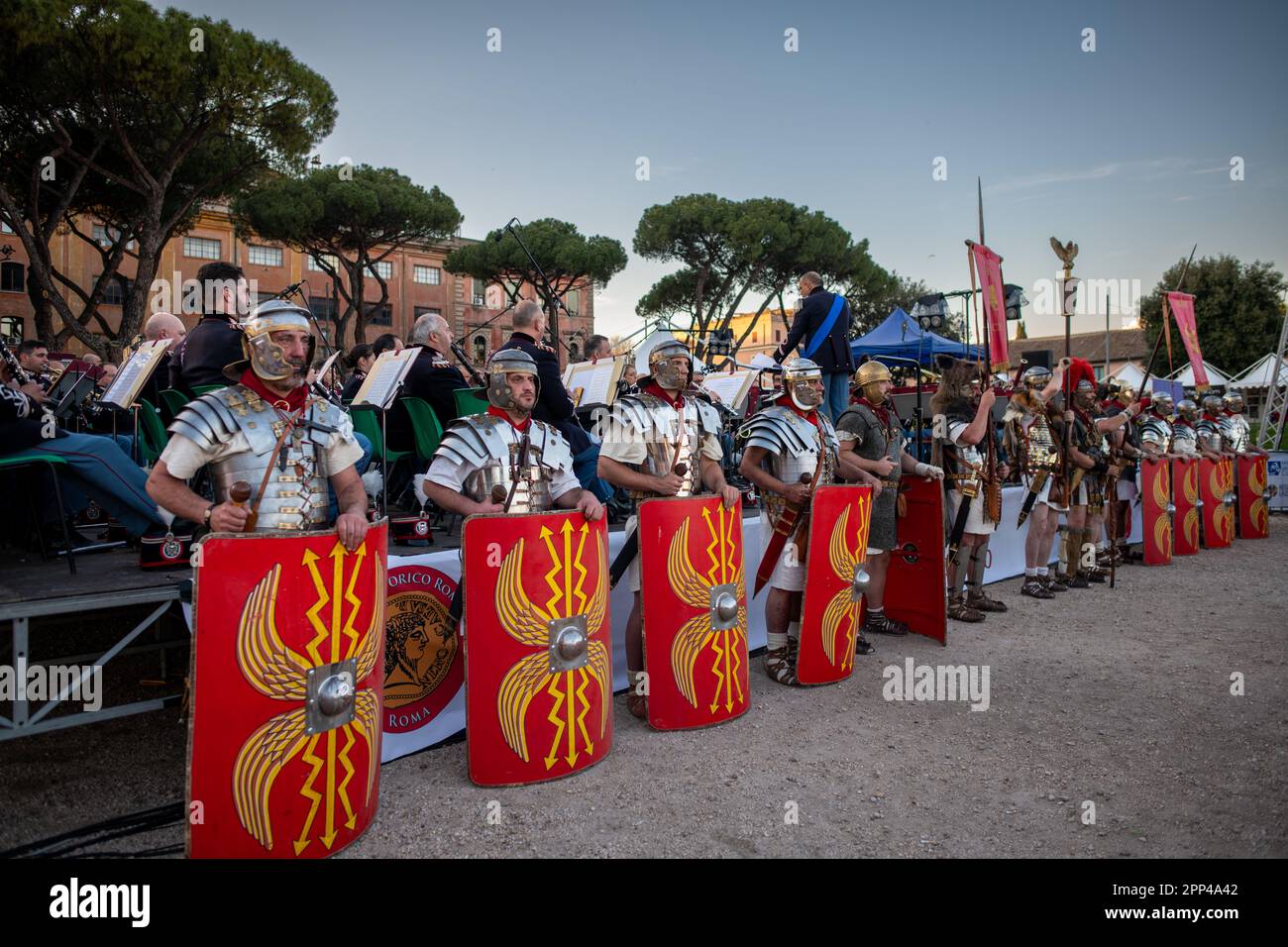 Historische nachstellung im circus maximus -Fotos und -Bildmaterial in ...