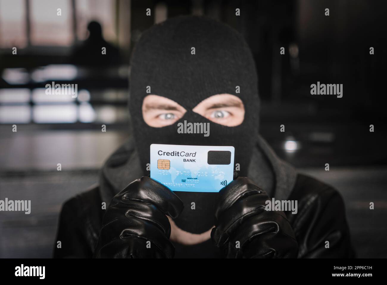 Bank robber mask -Fotos und -Bildmaterial in hoher Auflösung – Alamy