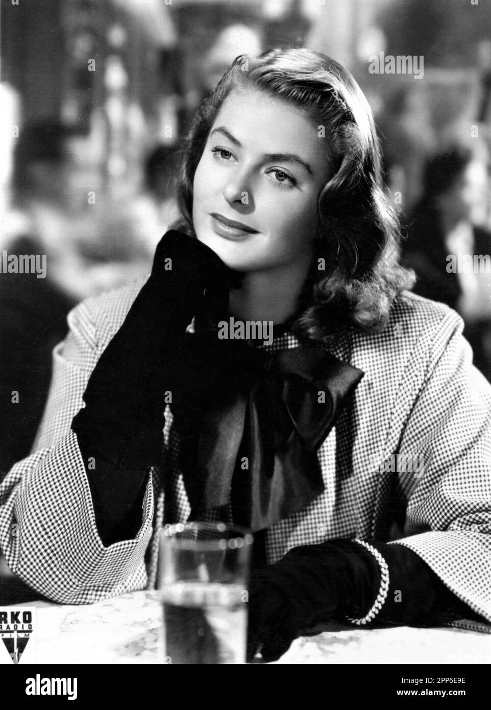 INGRID BERGMAN Portrait in NOTORIOUS! 1946 Regisseur ALFRED HITCHCOCK ...