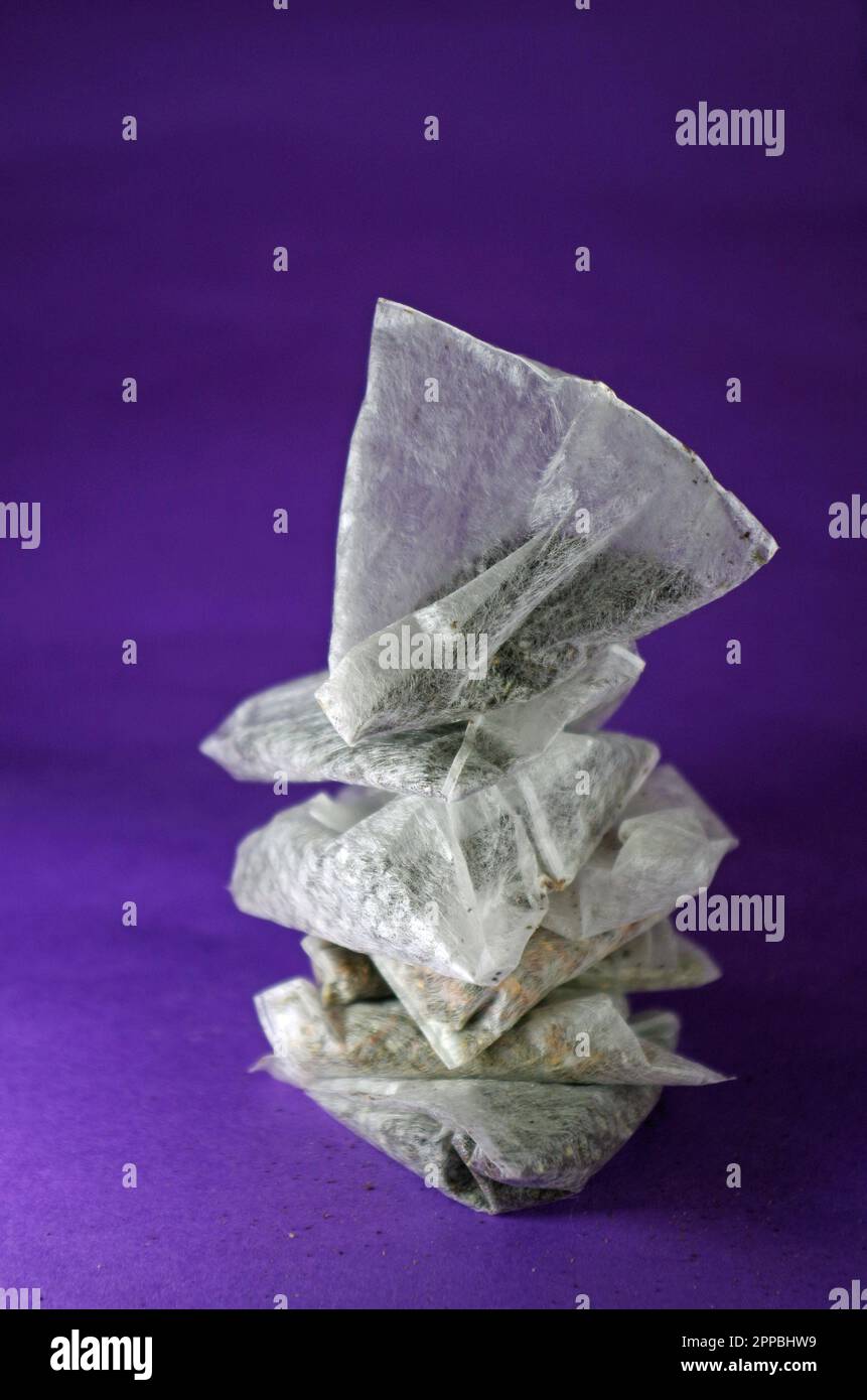 Stapeln hoch -Fotos und -Bildmaterial in hoher Auflösung – Alamy