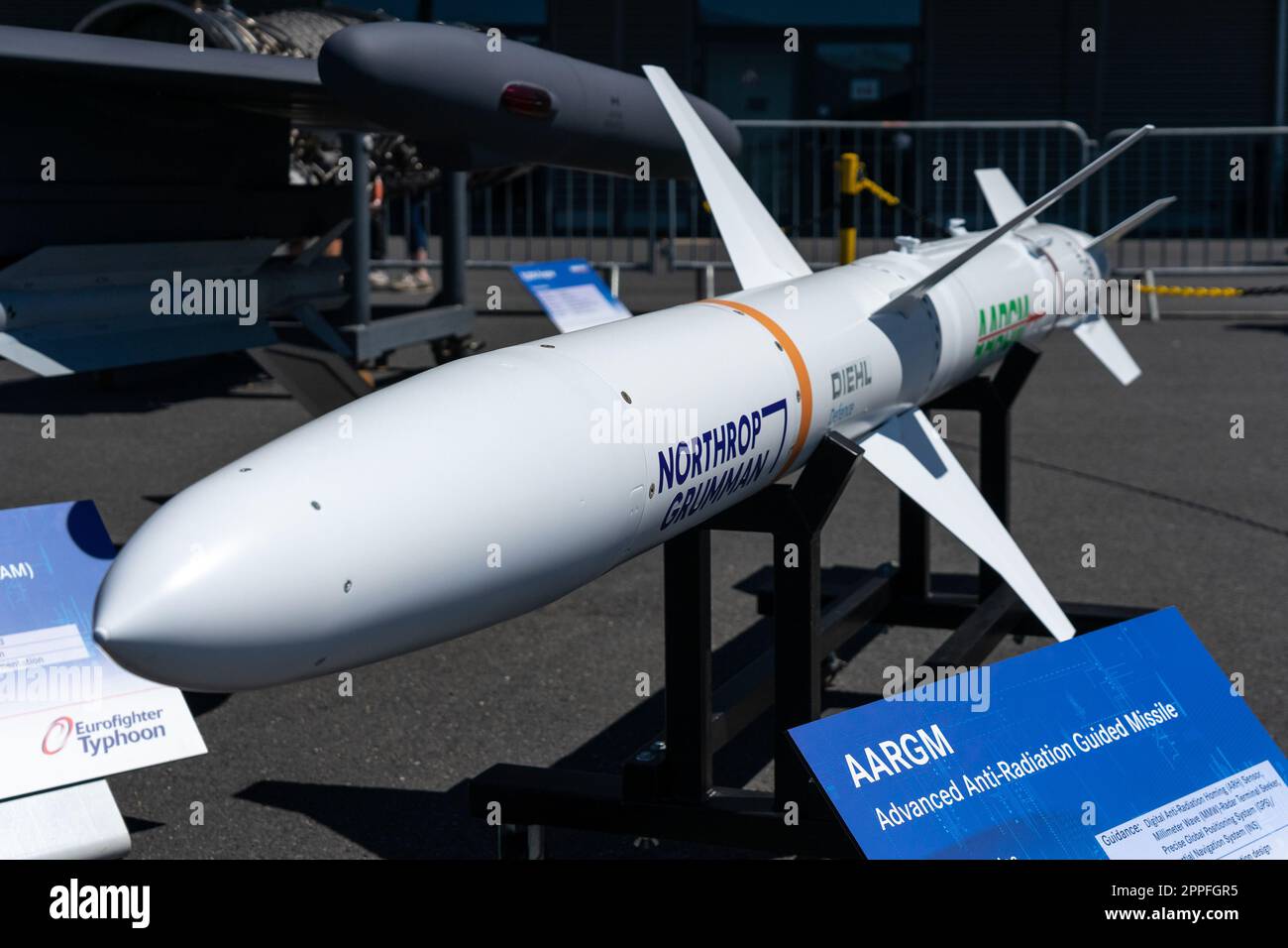 Anti radiation -Fotos und -Bildmaterial in hoher Auflösung – Alamy