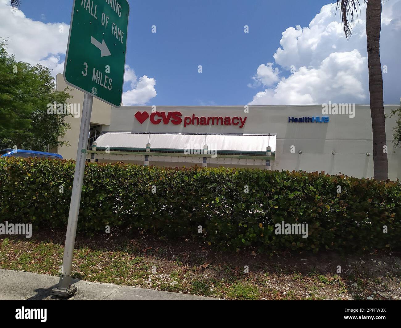 Target store in miami -Fotos und -Bildmaterial in hoher Auflösung – Alamy