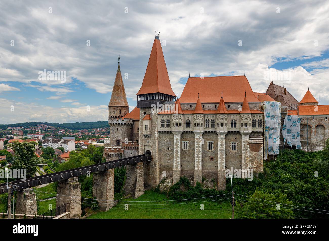 Burg hunedoara -Fotos und -Bildmaterial in hoher Auflösung – Alamy