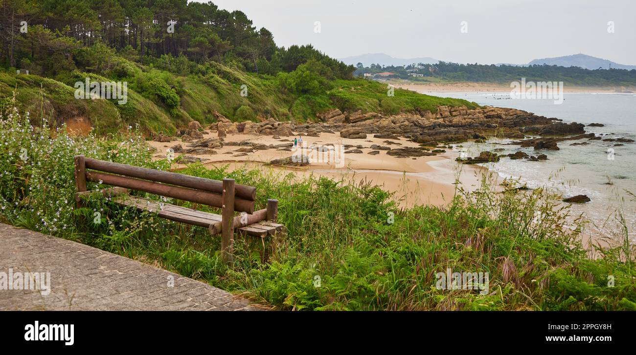 Sitzbank aussicht -Fotos und -Bildmaterial in hoher Auflösung – Alamy