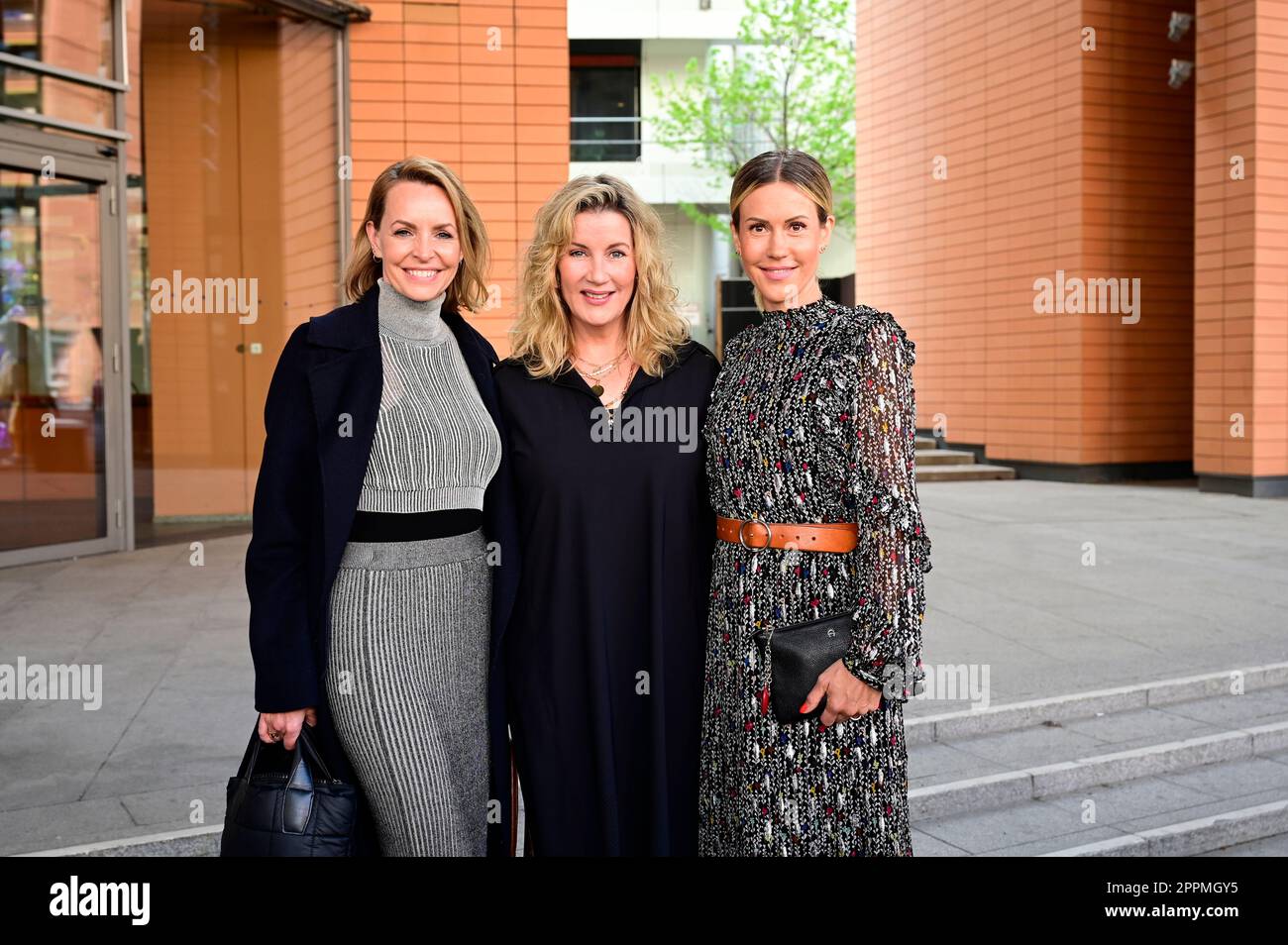 Simone Hanselmann, Alexa Maria Surholt und Wolke Hegenbarth bei der ...
