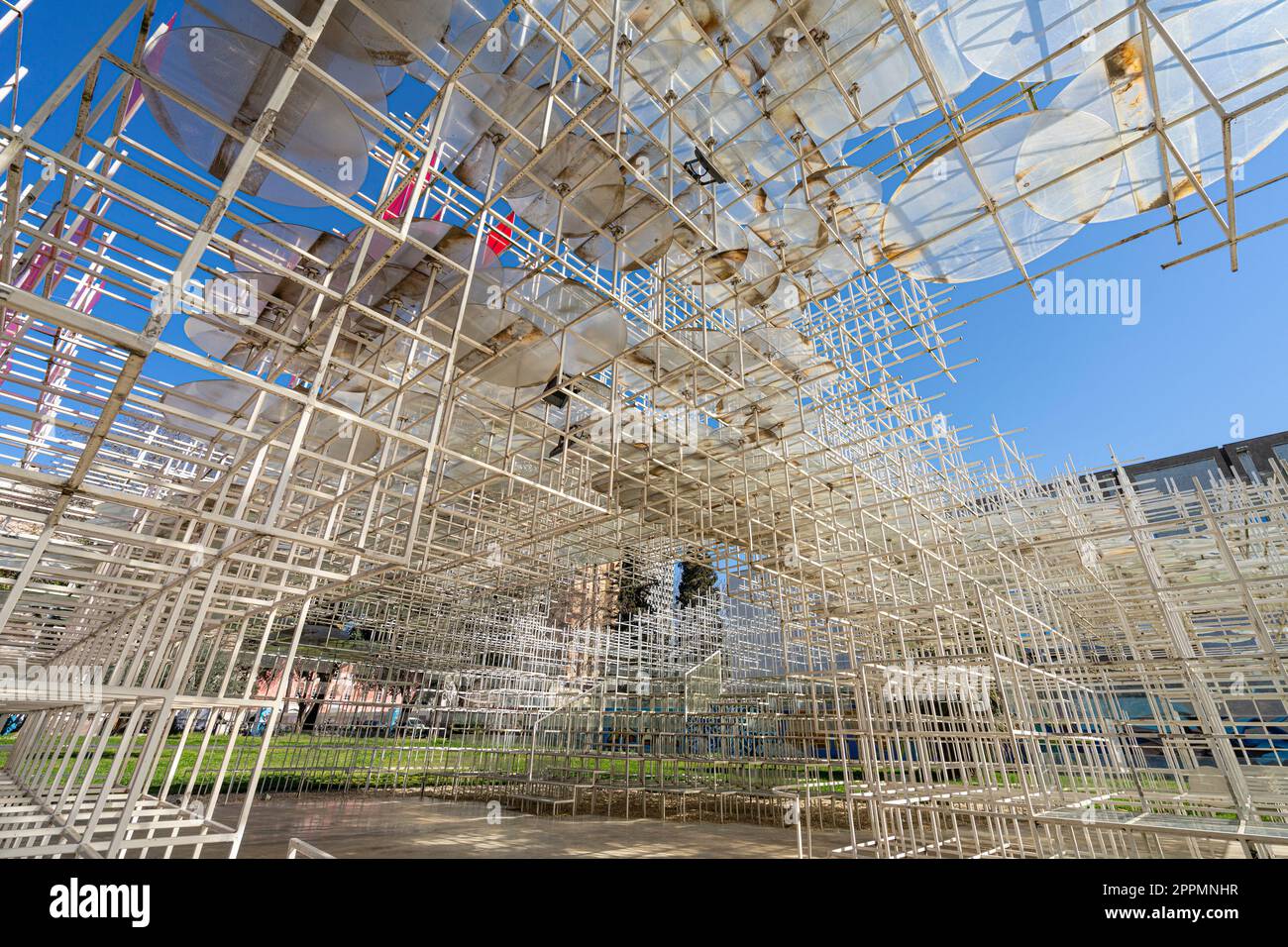 Stadtpark sou fujimoto architekt -Fotos und -Bildmaterial in hoher ...