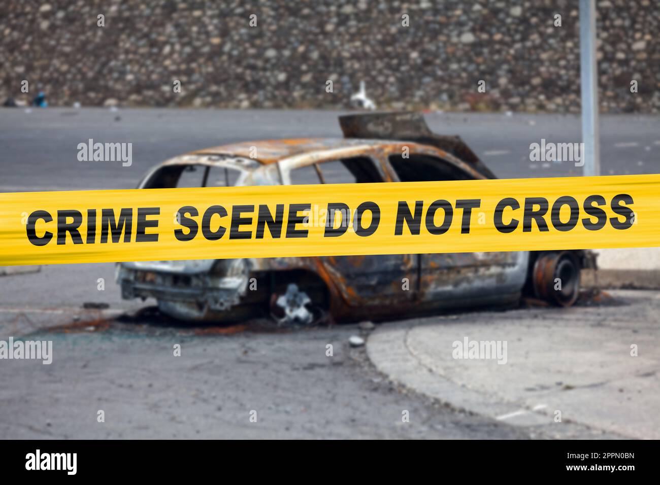Police tape crime scene cross -Fotos und -Bildmaterial in hoher ...