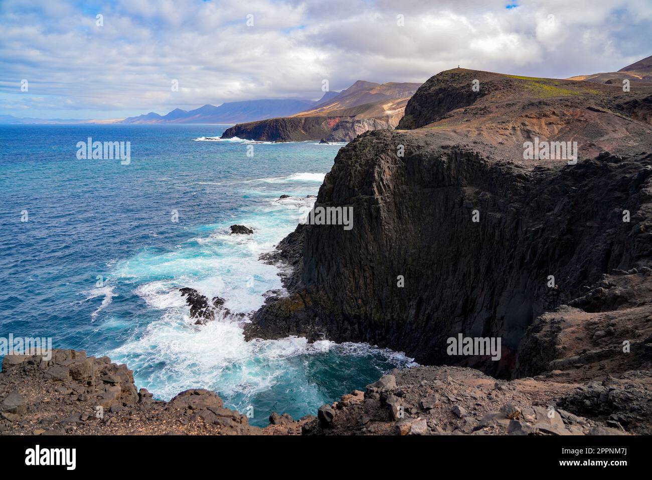 Klippen des Jandia Naturparks aus der Sicht von Punta Pesebre („Pesebre ...