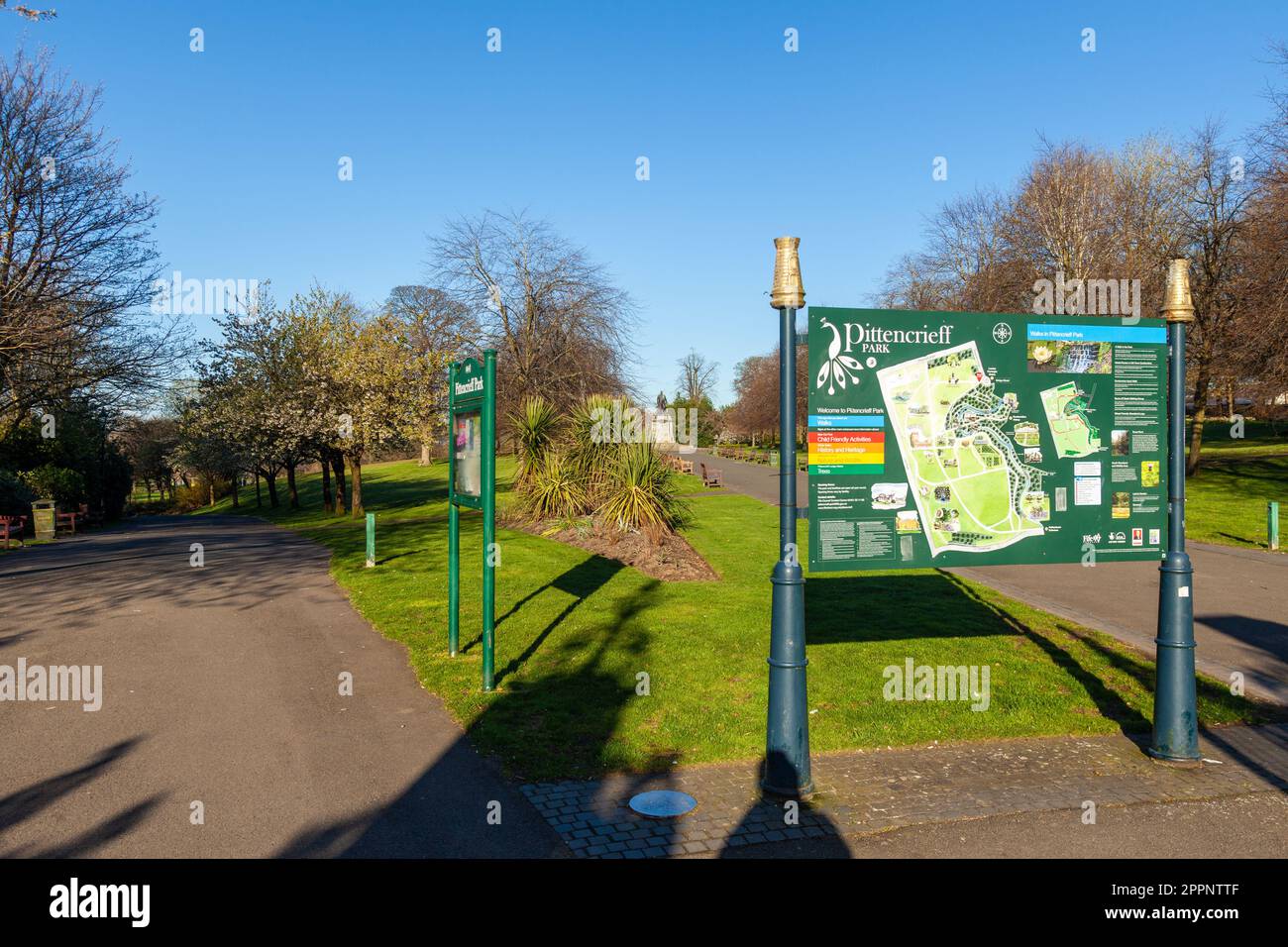 Dunfermline parks -Fotos und -Bildmaterial in hoher Auflösung – Alamy