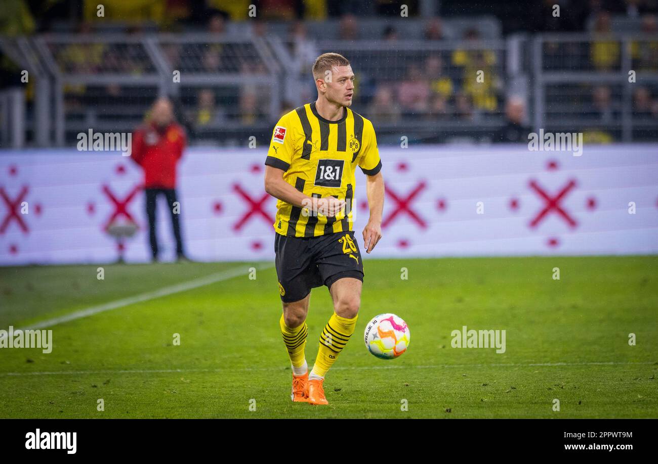 Dortmund, Deutschland. 22. April 2023. Julian Ryerson (BVB) Borussia ...