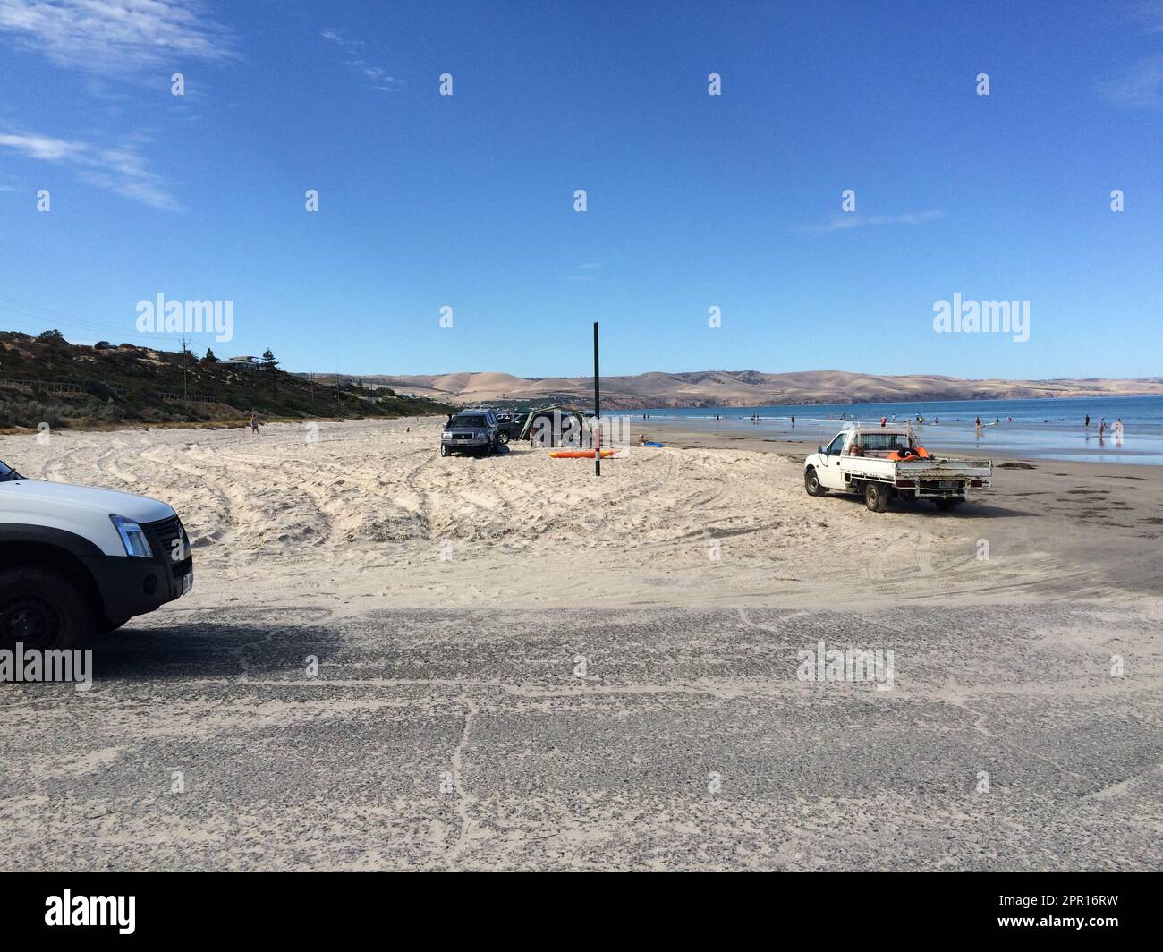Autos auf dem sand erlaubt -Fotos und -Bildmaterial in hoher Auflösung ...
