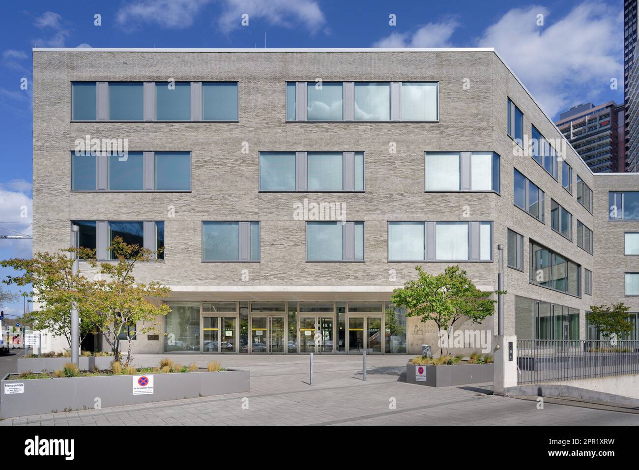 Erzbischoefliches berufskolleg -Fotos und -Bildmaterial in hoher ...