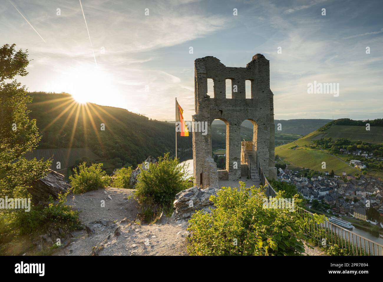 Castello di grevenburg -Fotos und -Bildmaterial in hoher Auflösung – Alamy