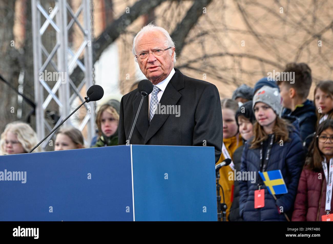 Der schwedische König Carl XVI Gustaf hält während des königlichen ...