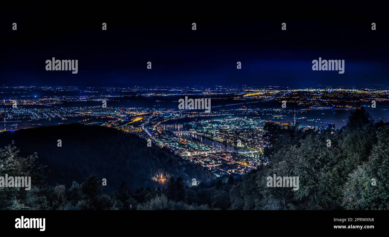 Heidelberg night -Fotos und -Bildmaterial in hoher Auflösung – Alamy