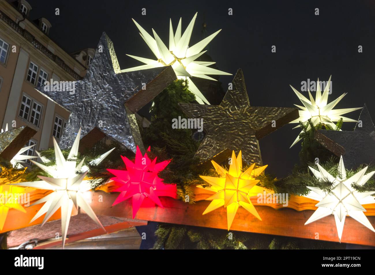 Herrnhuter adventsstern -Fotos und -Bildmaterial in hoher Auflösung – Alamy