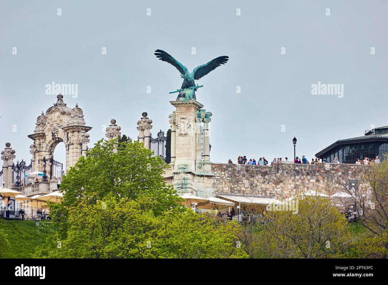 Royal palace budapest -Fotos und -Bildmaterial in hoher Auflösung – Alamy
