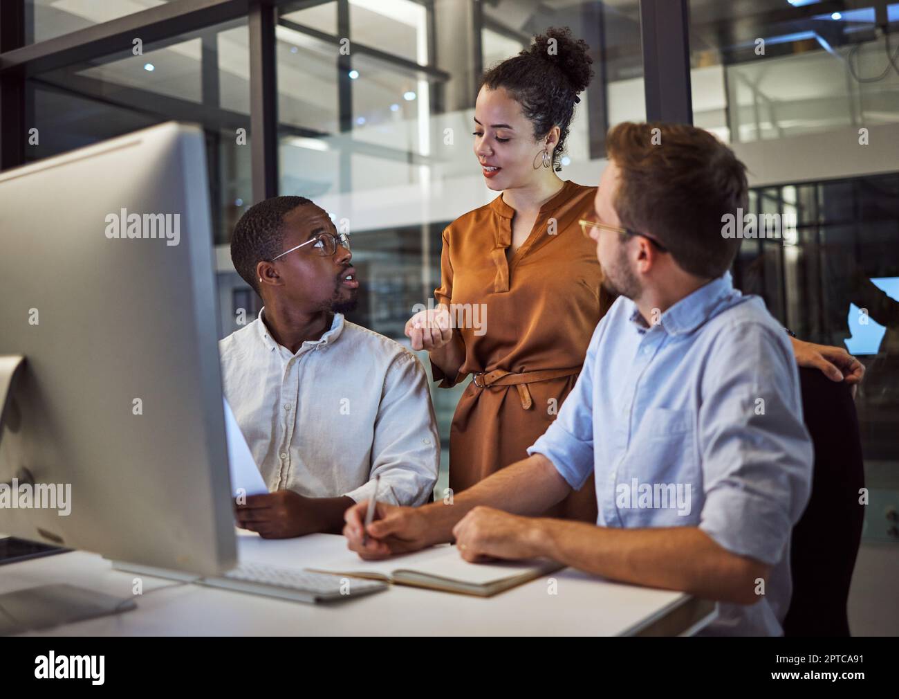 Team-, Büro- und Computerplanung für Strategie, Vision oder Ziel im ...
