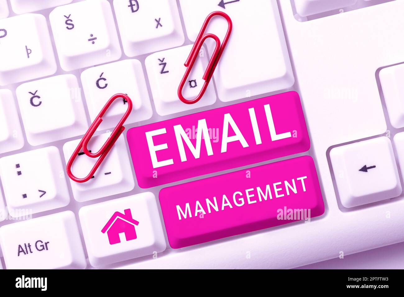 Textschild mit E-Mail-Management, Business zeigen systematische Taktik bei der Maximierung der ...