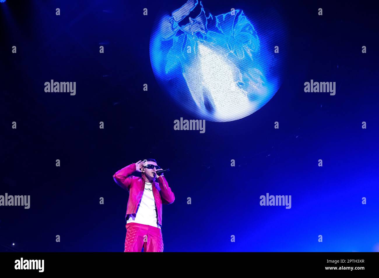 Lazza rapper -Fotos und -Bildmaterial in hoher Auflösung – Alamy