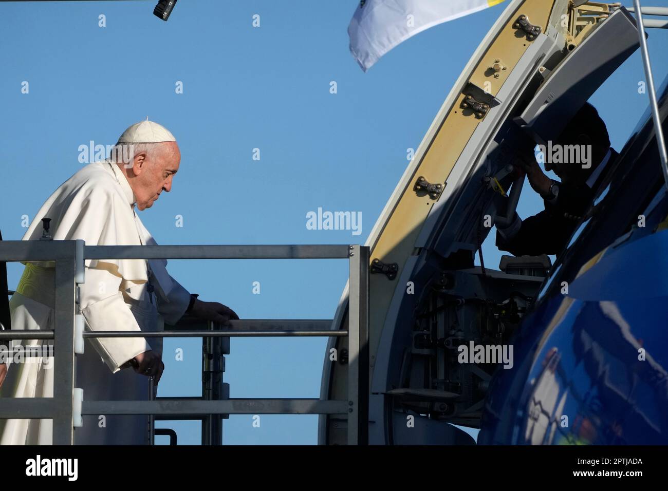 Pope Francis boards his flight to Budapest at Rome's international ...