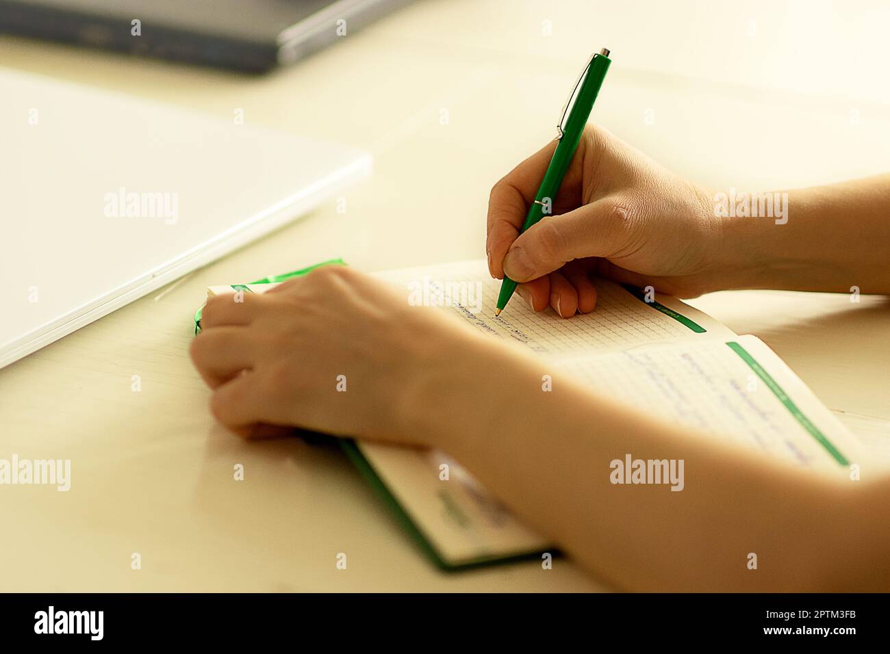 Schriftsteller büro -Fotos und -Bildmaterial in hoher Auflösung – Alamy