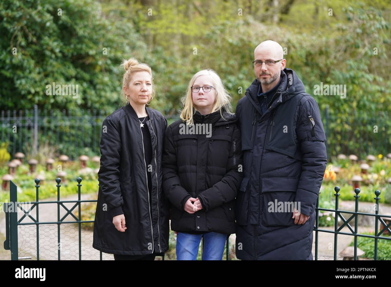 PRODUKTION - 27. April 2023, Hamburg: Angela (l) und Tobias Migge (r ...