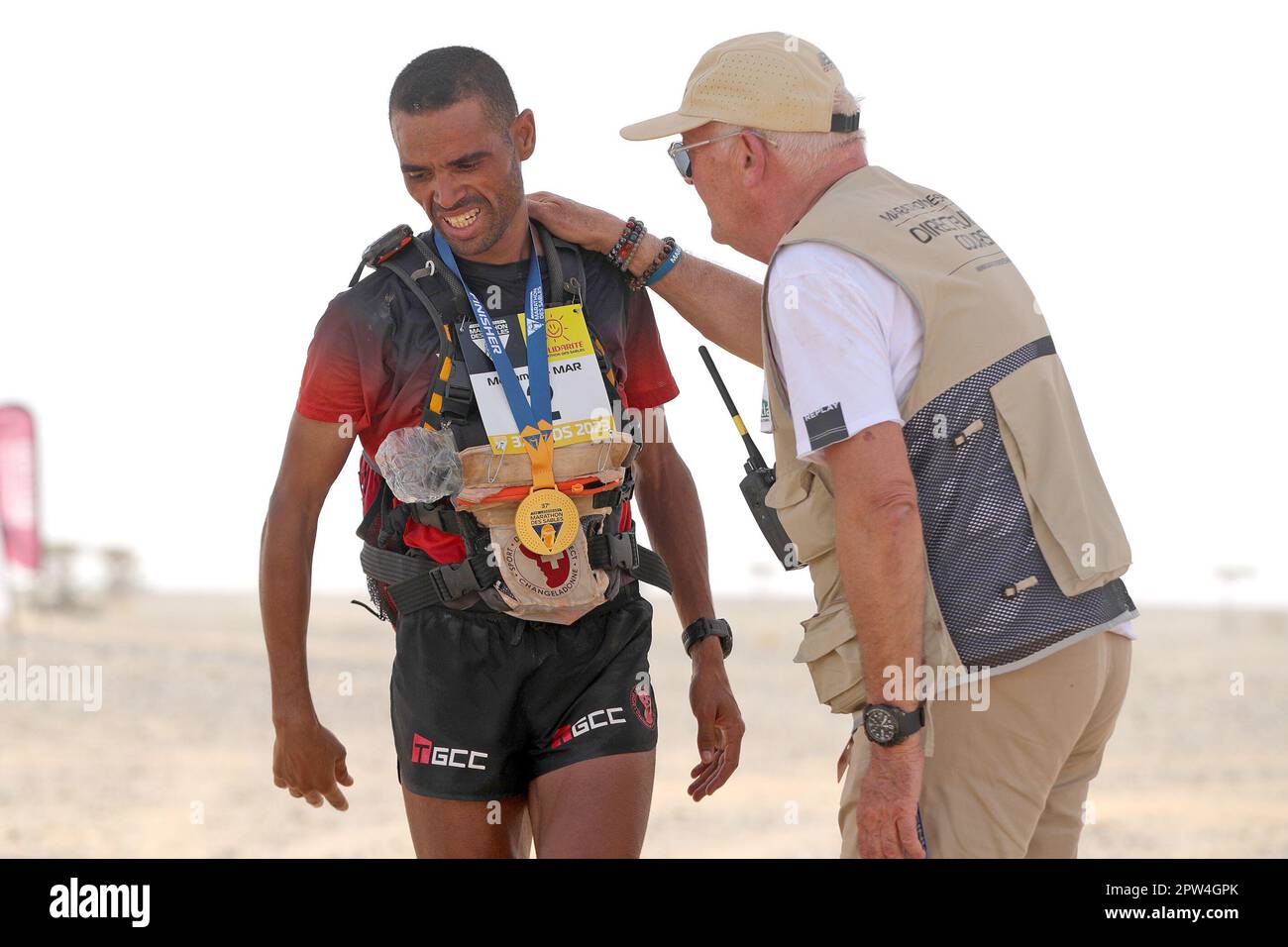 Marokko, Sahara-Wüste. 28. April 2023. Marathon des Sables Stage 5 ...